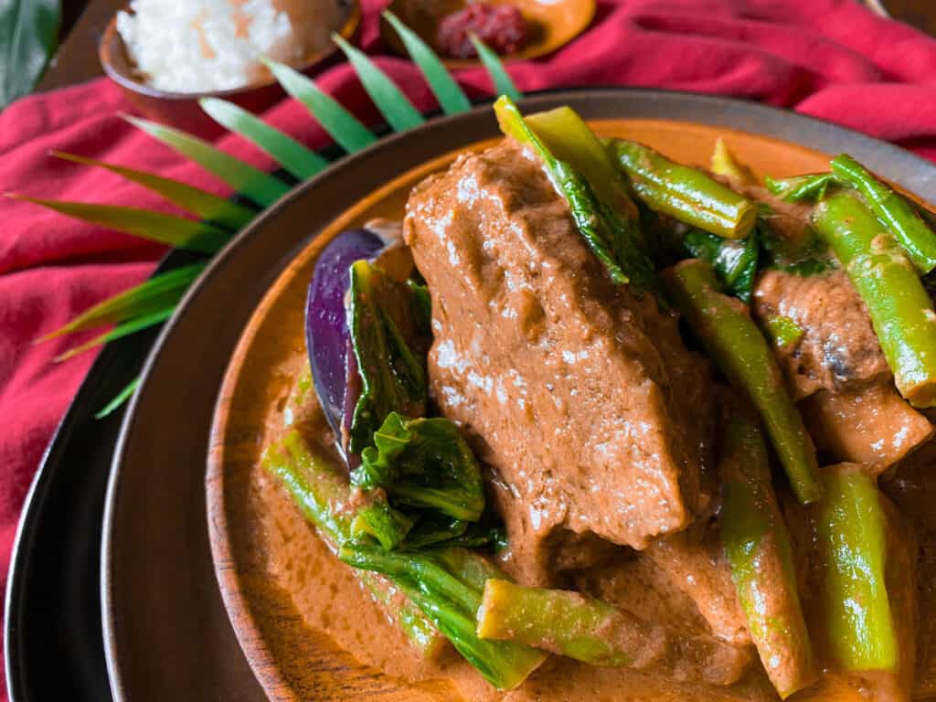 Beef Kare Kare Filipino Peanut Stew (Easy Recipe) - JOZmahal